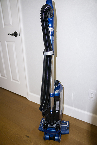 Shark DuoClean with Zero-M Self-Cleaning Brushroll Lift-Away — upright ...